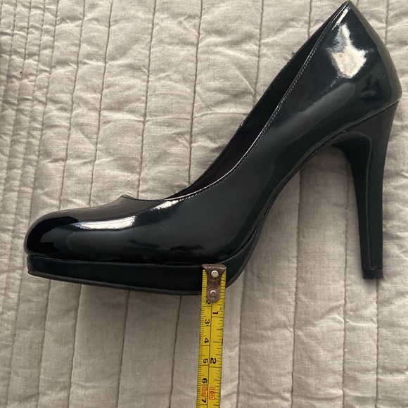 Payless | Shoes | Fiona Payless Kambridge Black Patent Platforms | Poshmark